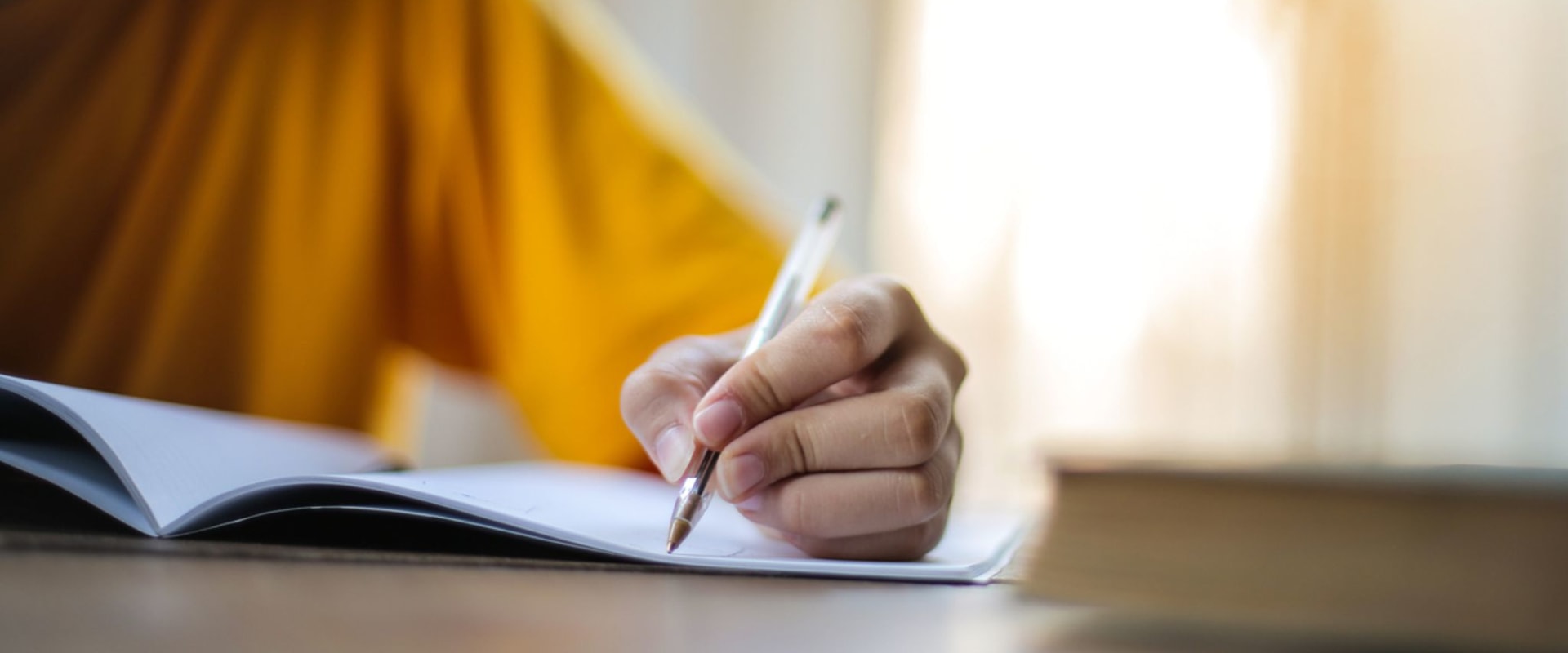 How many articles of English literature on gcse are there?